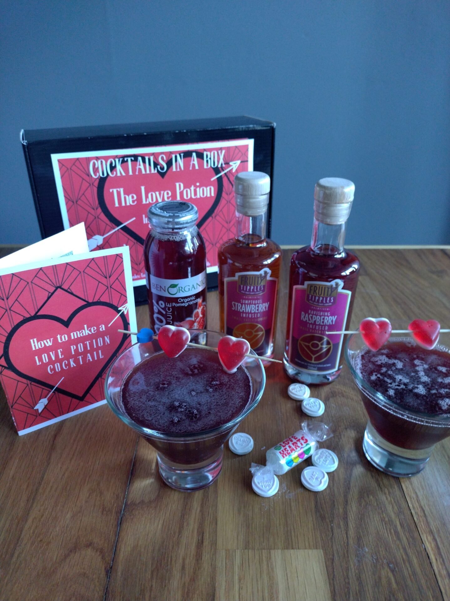 Ingredient cocktail sets - Premium liqueurs and cocktail sets